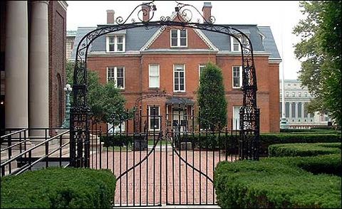 Morningside Heights campus gates - WikiCU, the Columbia University wiki ...