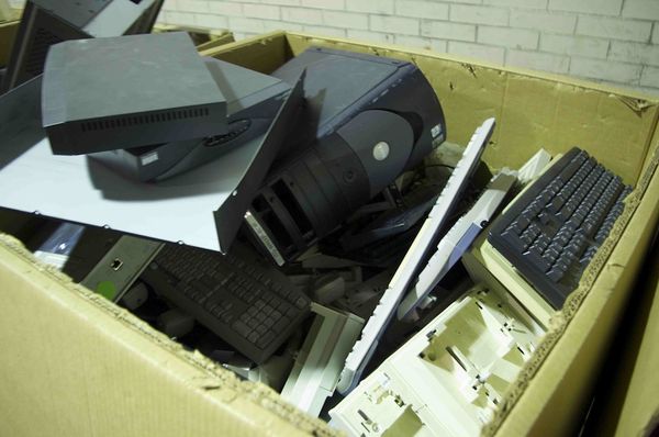 Computer graveyard - WikiCU, the Columbia University wiki encyclopedia